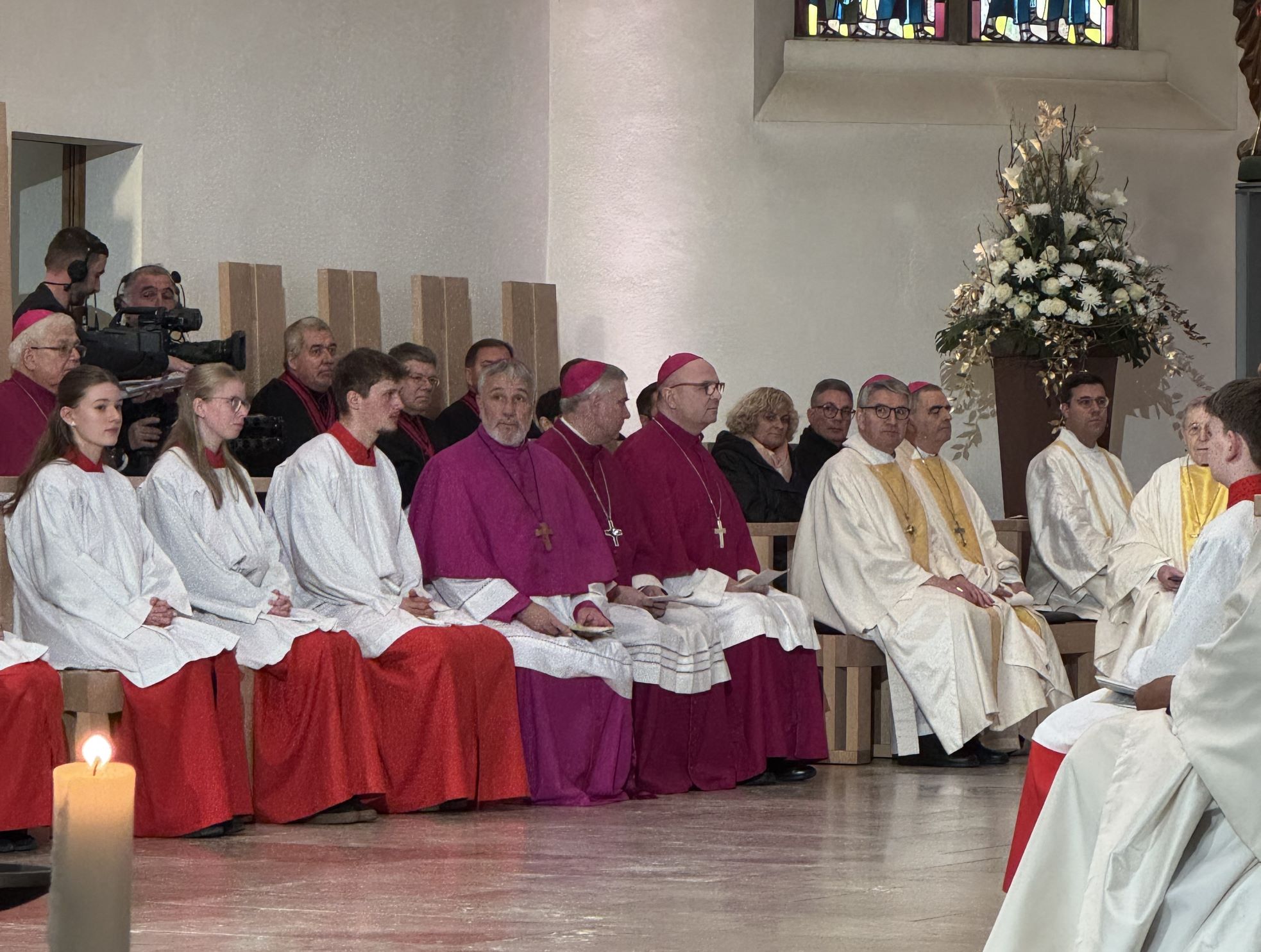 Bischofsweihe von S.E. Klaus Krämer zum Bischof der Diözese Rottenburg-Stuttgart - Apostolische ...